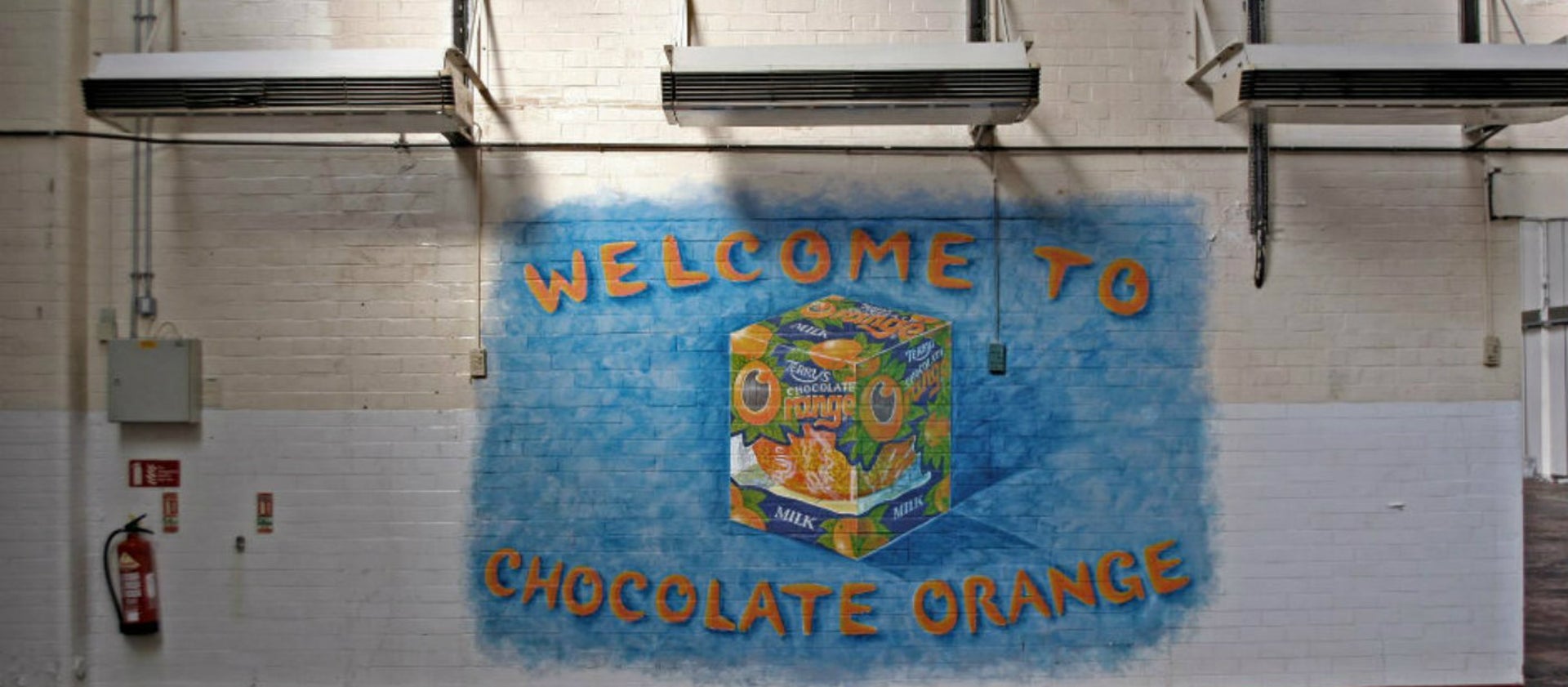 Choc Orange Mural Peter Heaton – The Chocolate Works Residents Association